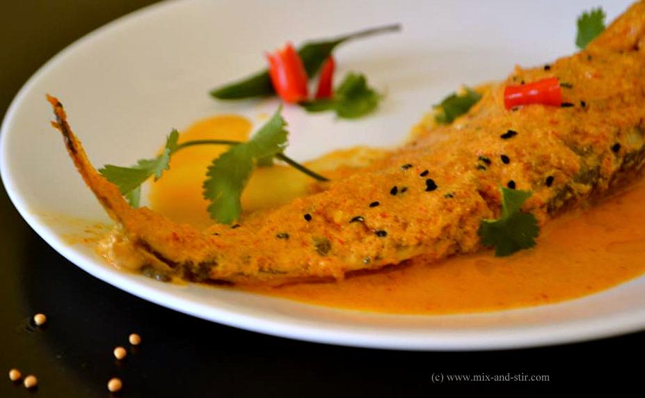 Mix and Stir: Pabda Mach r Sarshe Jhal